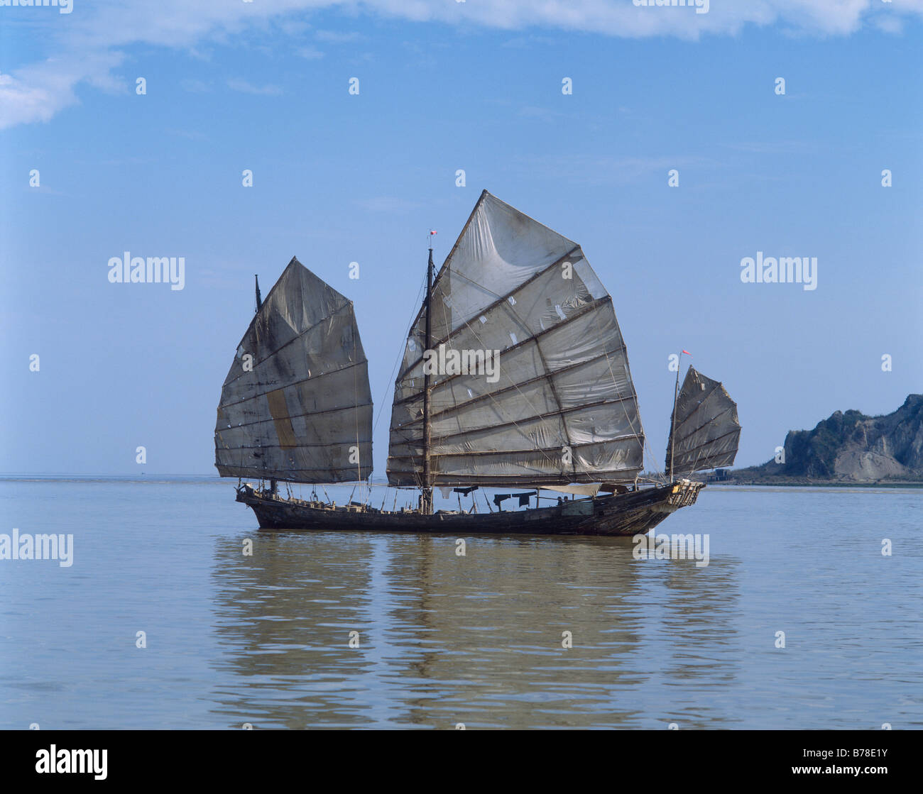 China,South China Sea,Chinese Junk Stock Photo - Alamy