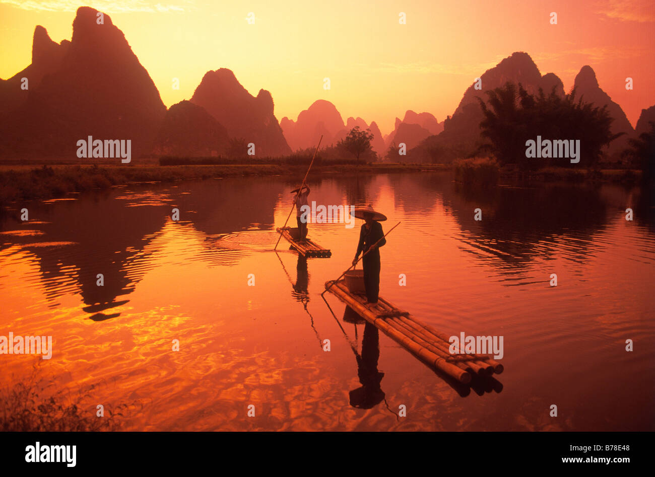 China,Guilin,Li,River,Cormorant Fishing at Sunset Stock Photo - Alamy