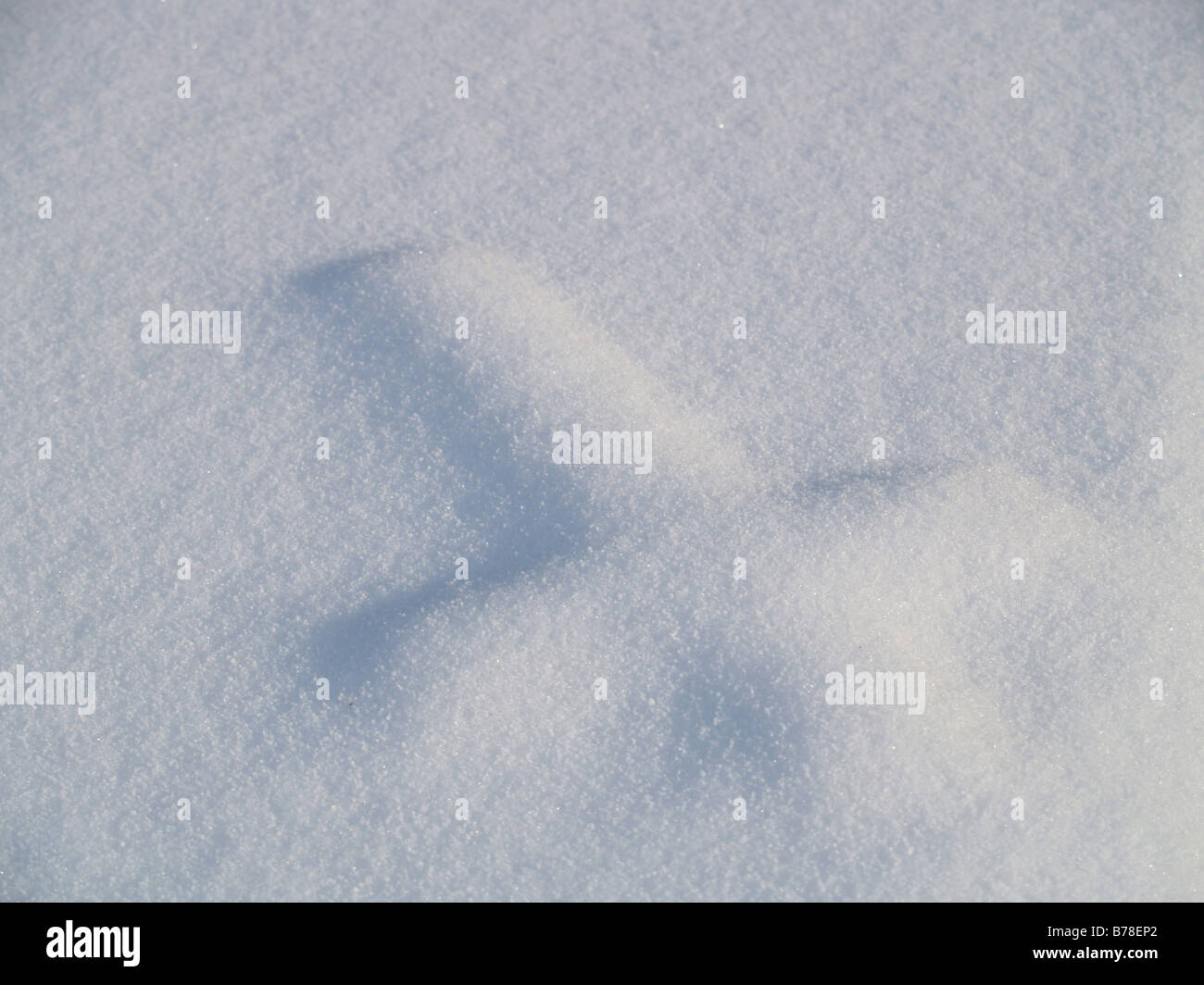 outline of cemetery cross in snow Stock Photo - Alamy