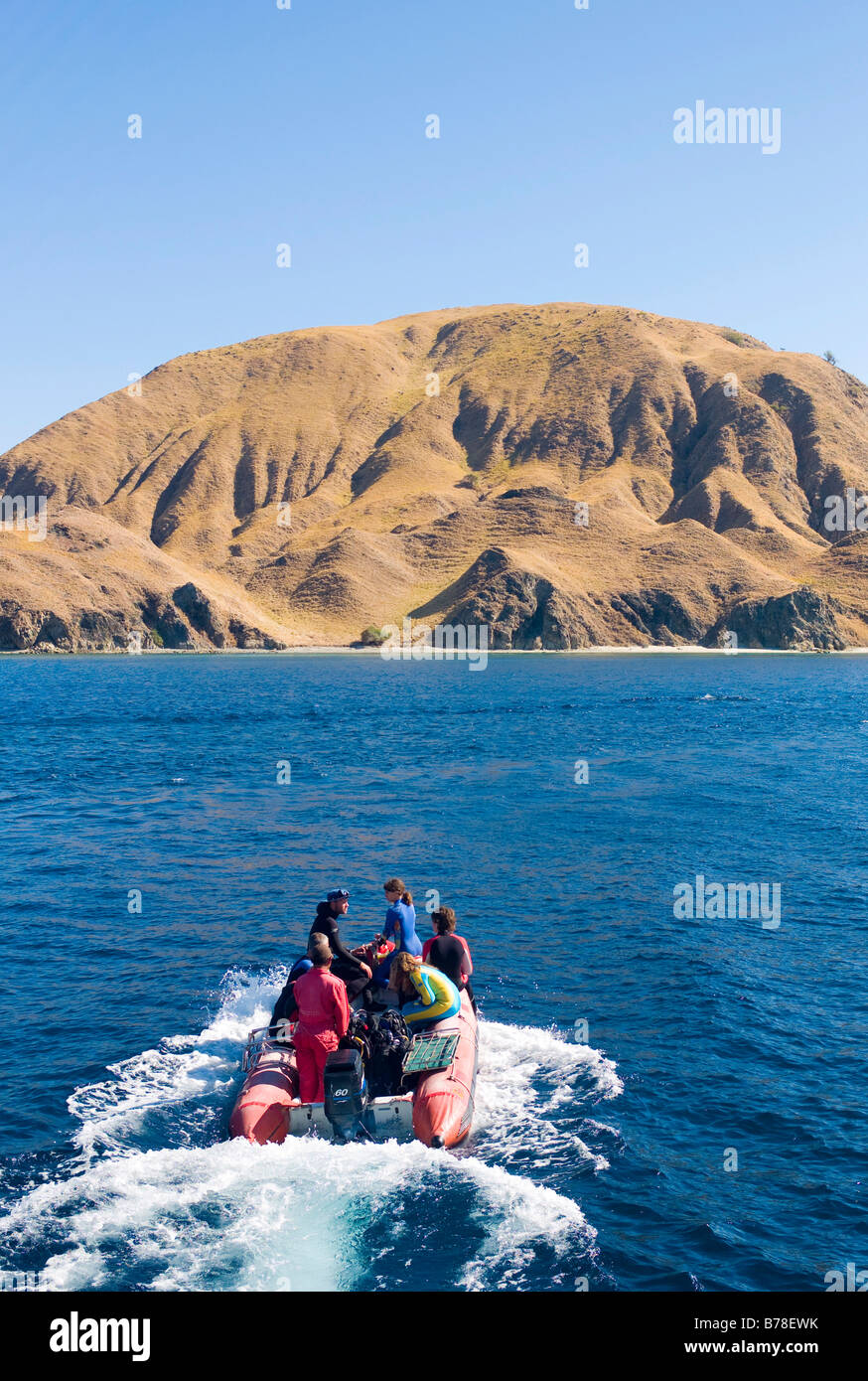 Divers in an inflatable dinghy, Indonesia, South Asia Stock Photo - Alamy