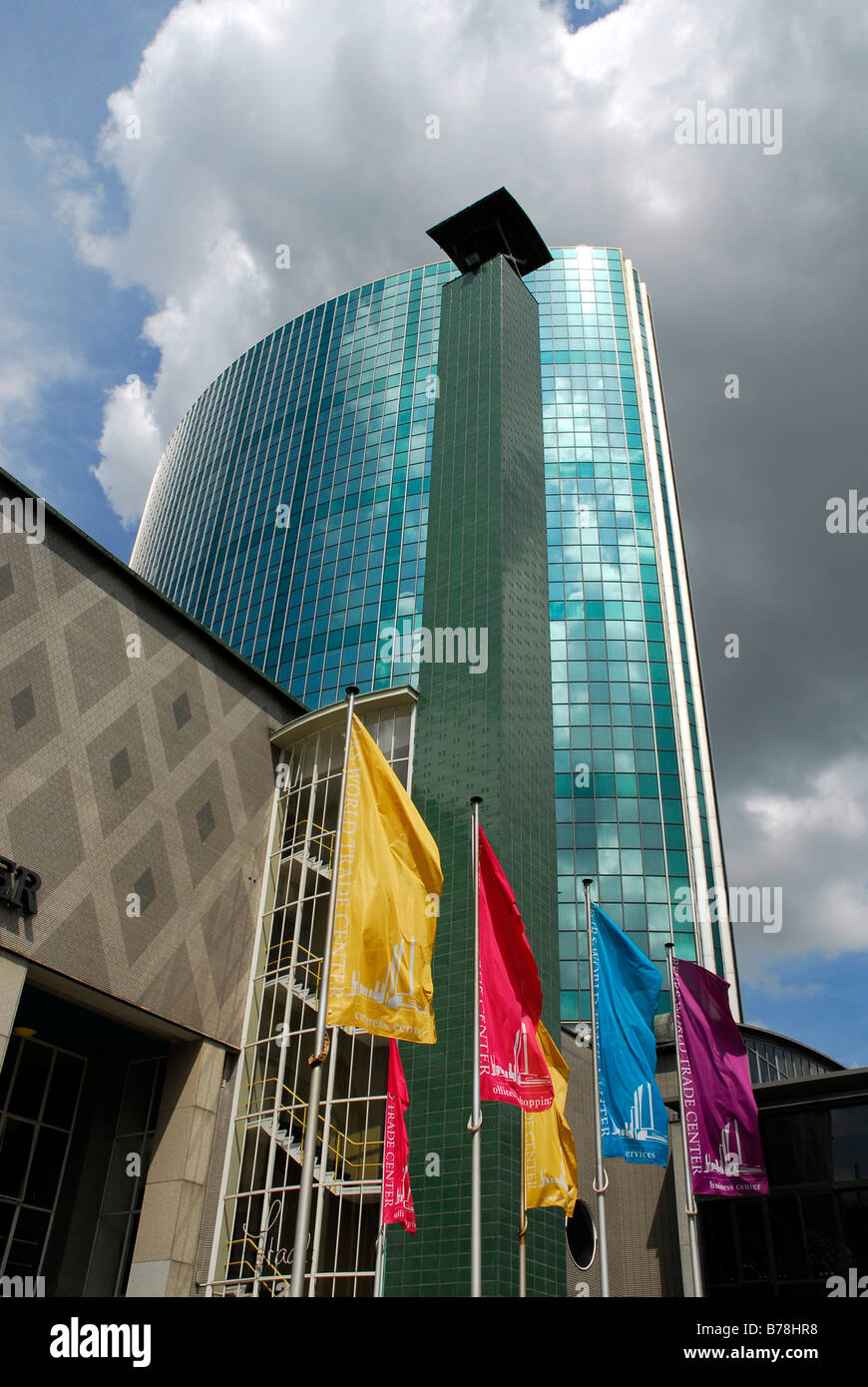 Dark cloud behind the World Trade Center, WTC, a tower with a glass ...