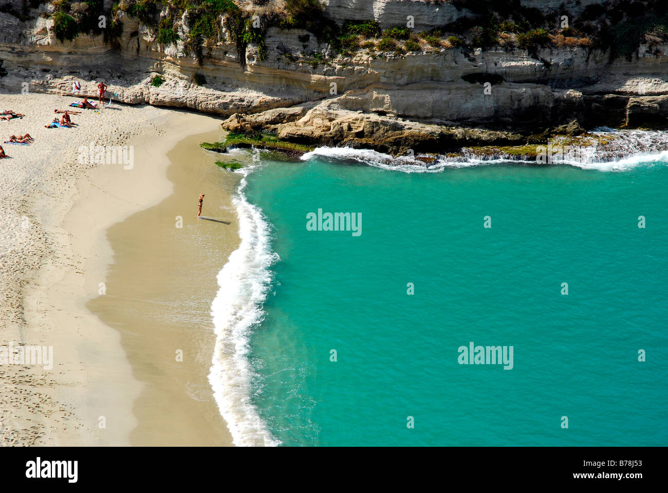 Tropea calabria strand hi-res stock photography and images - Alamy