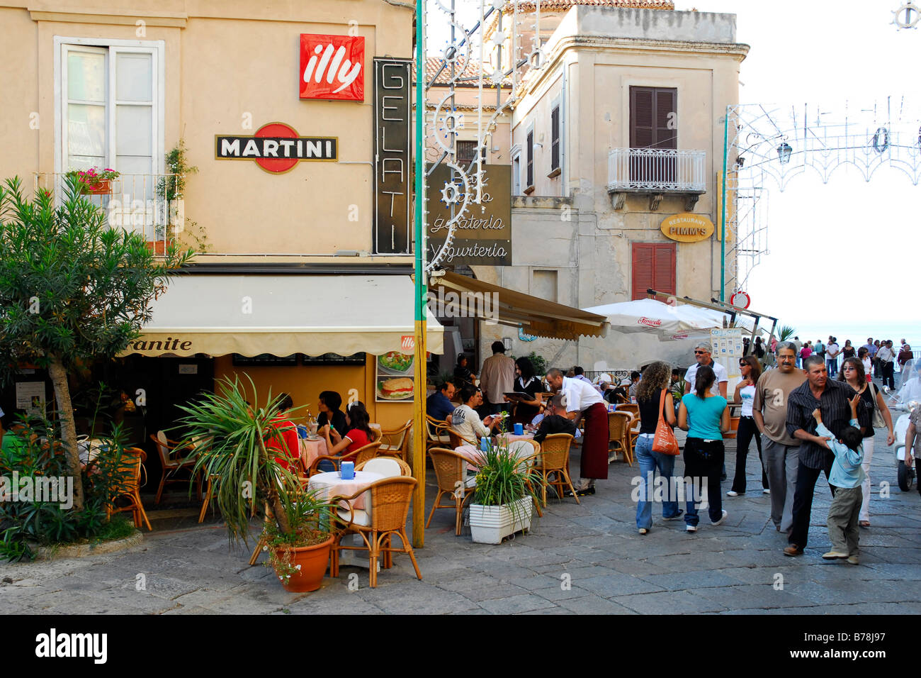 Tropea bar café, terrace in the historic centre of Tropea, Vibo Valentia, Calabria, South Italy ...