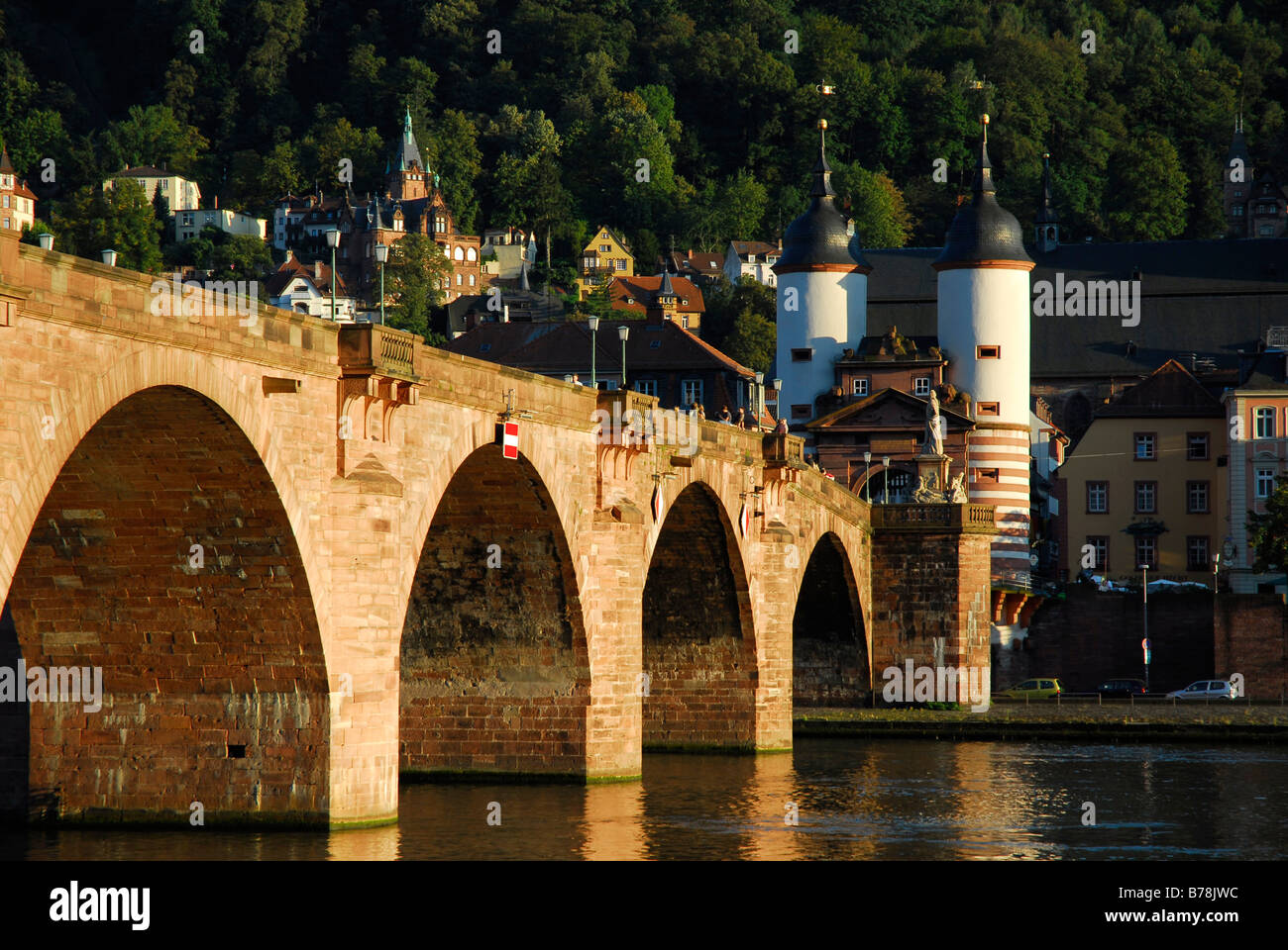 Alte Bruecke, 'old bridge', over Neckar River, old city, Heidelberg ...