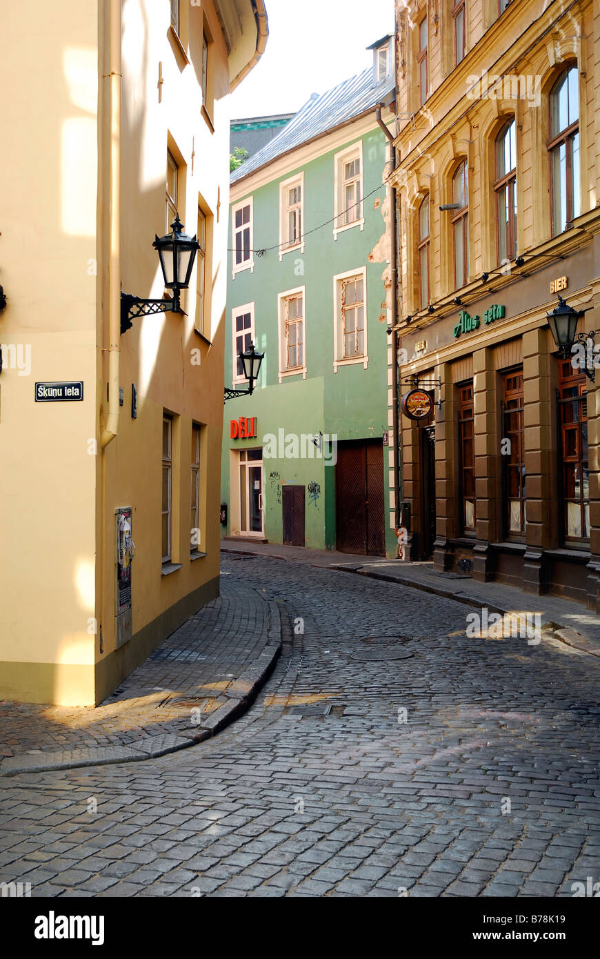 Building facades in the historic town centre, Vecriga, Tirgonu iela ...