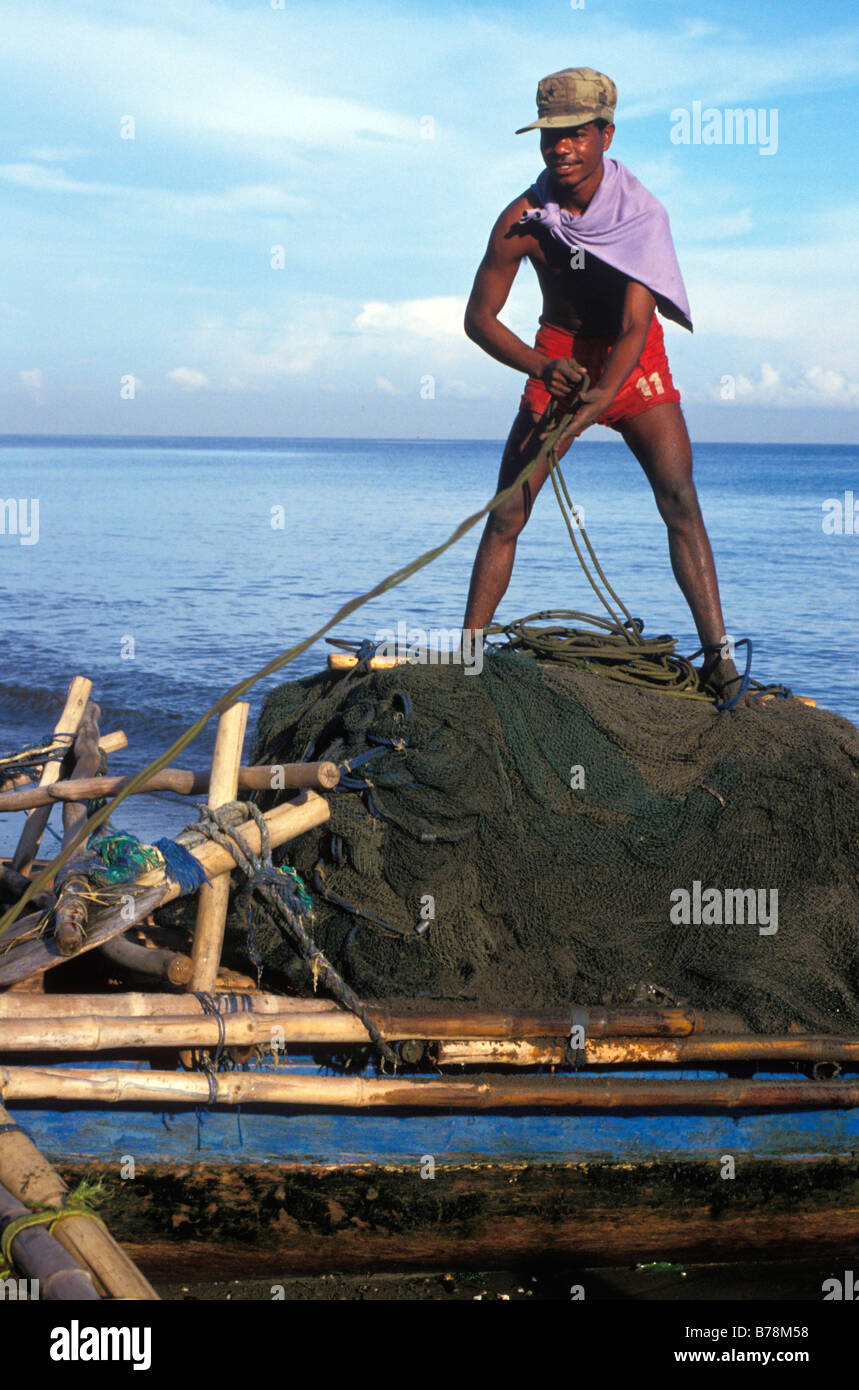 TIMOR-LESTE. FISHING.Fishermen at Areia Branca beach, near Dili. Photo ...