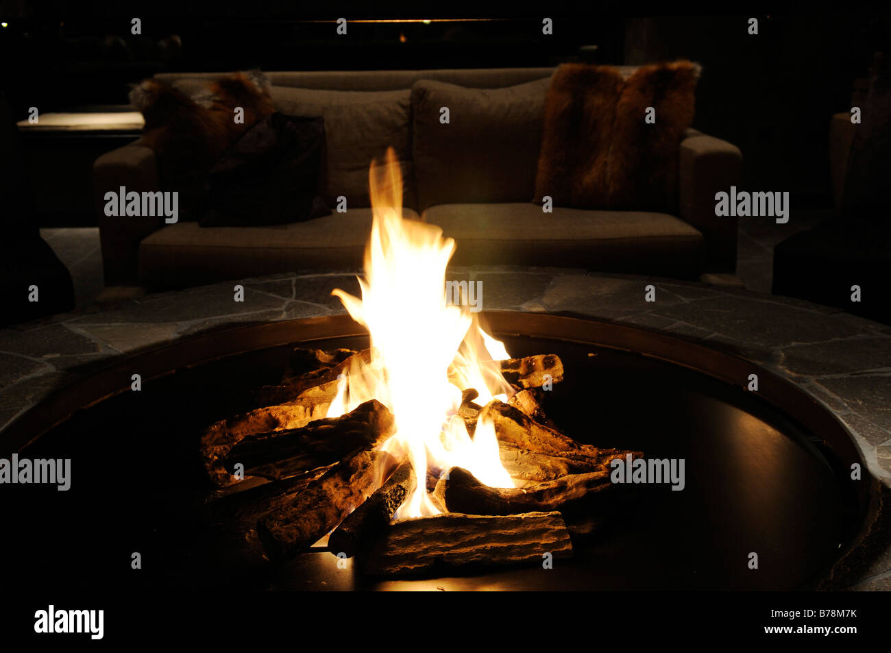 Fire palace hi-res stock photography and images - Alamy