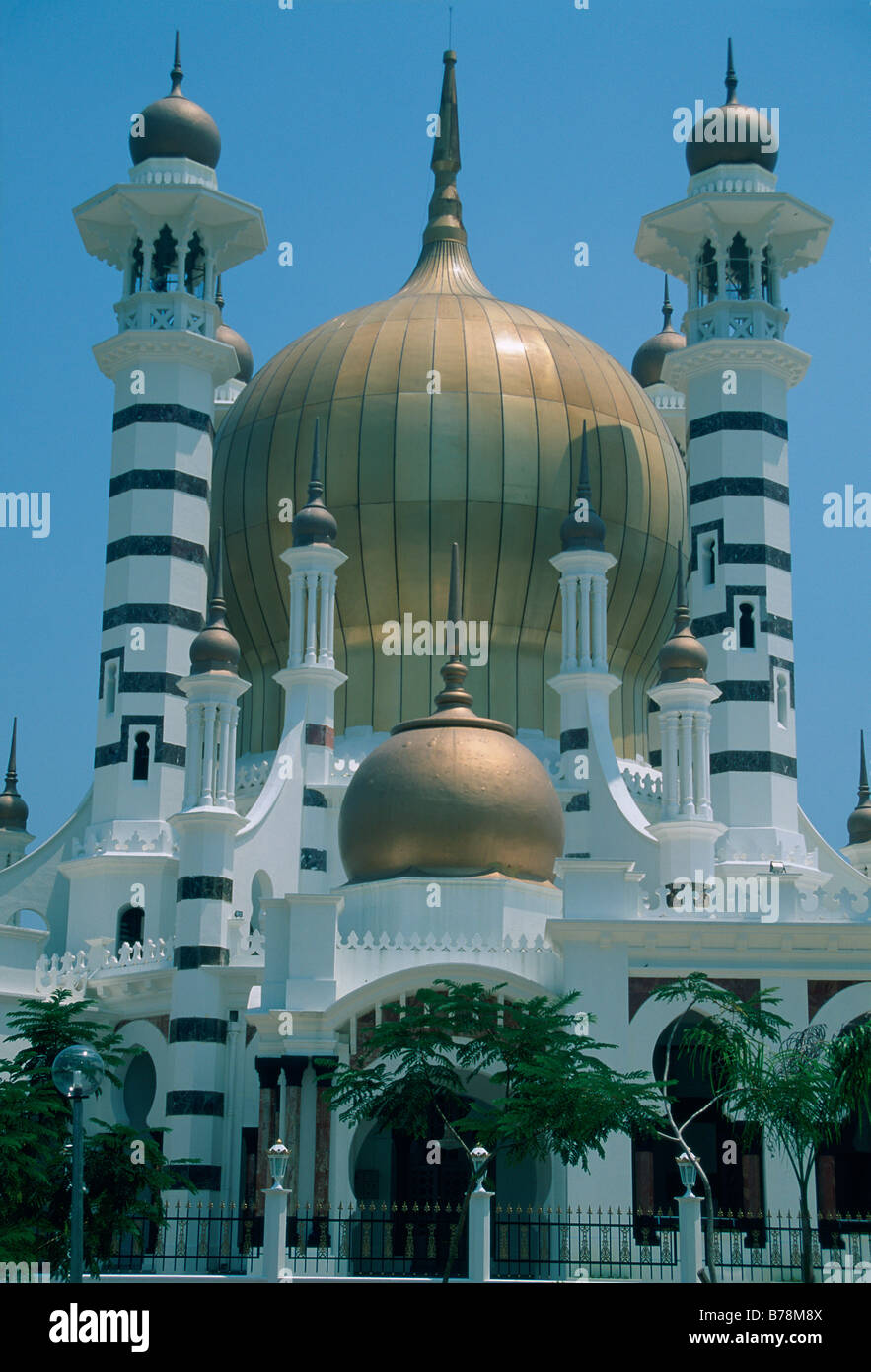 Ubudiah mosque kuala kangsar hi-res stock photography and images - Alamy