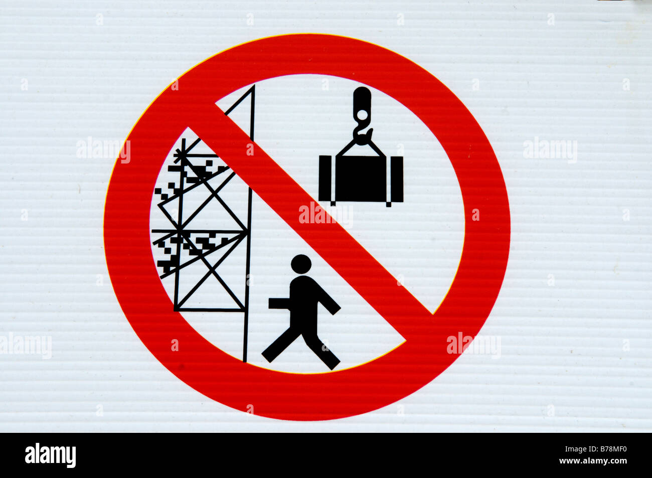 Prohibition sign: Overhead cargo loads Stock Photo - Alamy