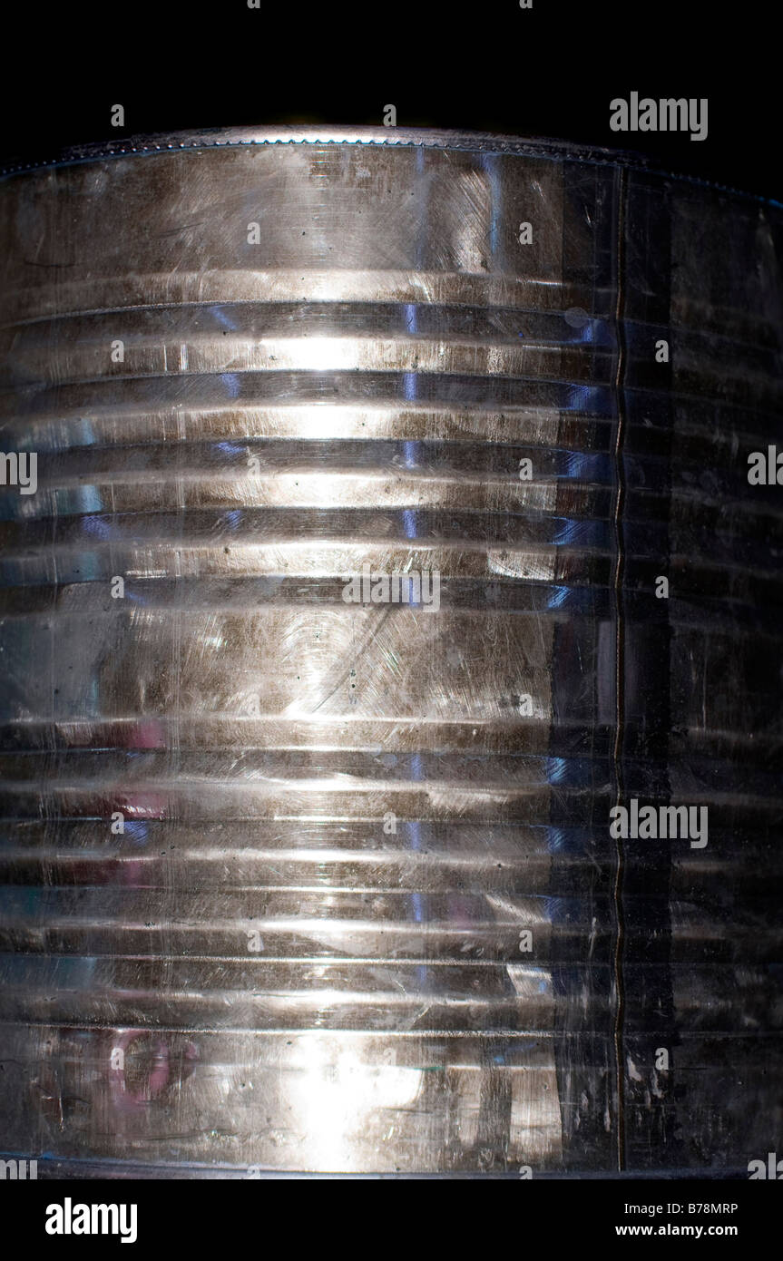 Tin can, close-up Stock Photo - Alamy
