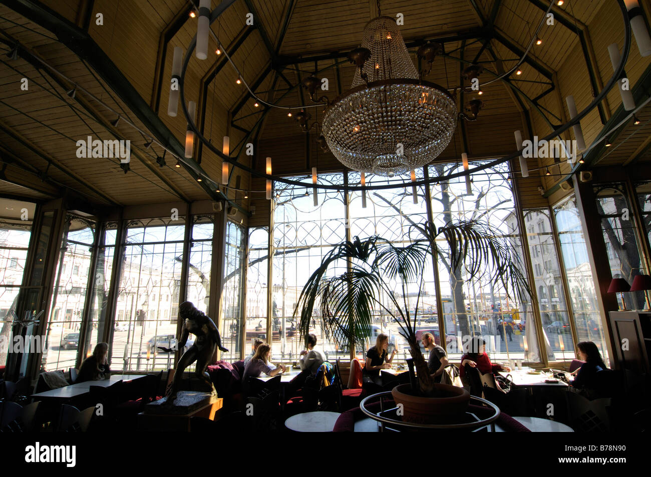 Cafe esplanade hi-res stock photography and images - Alamy