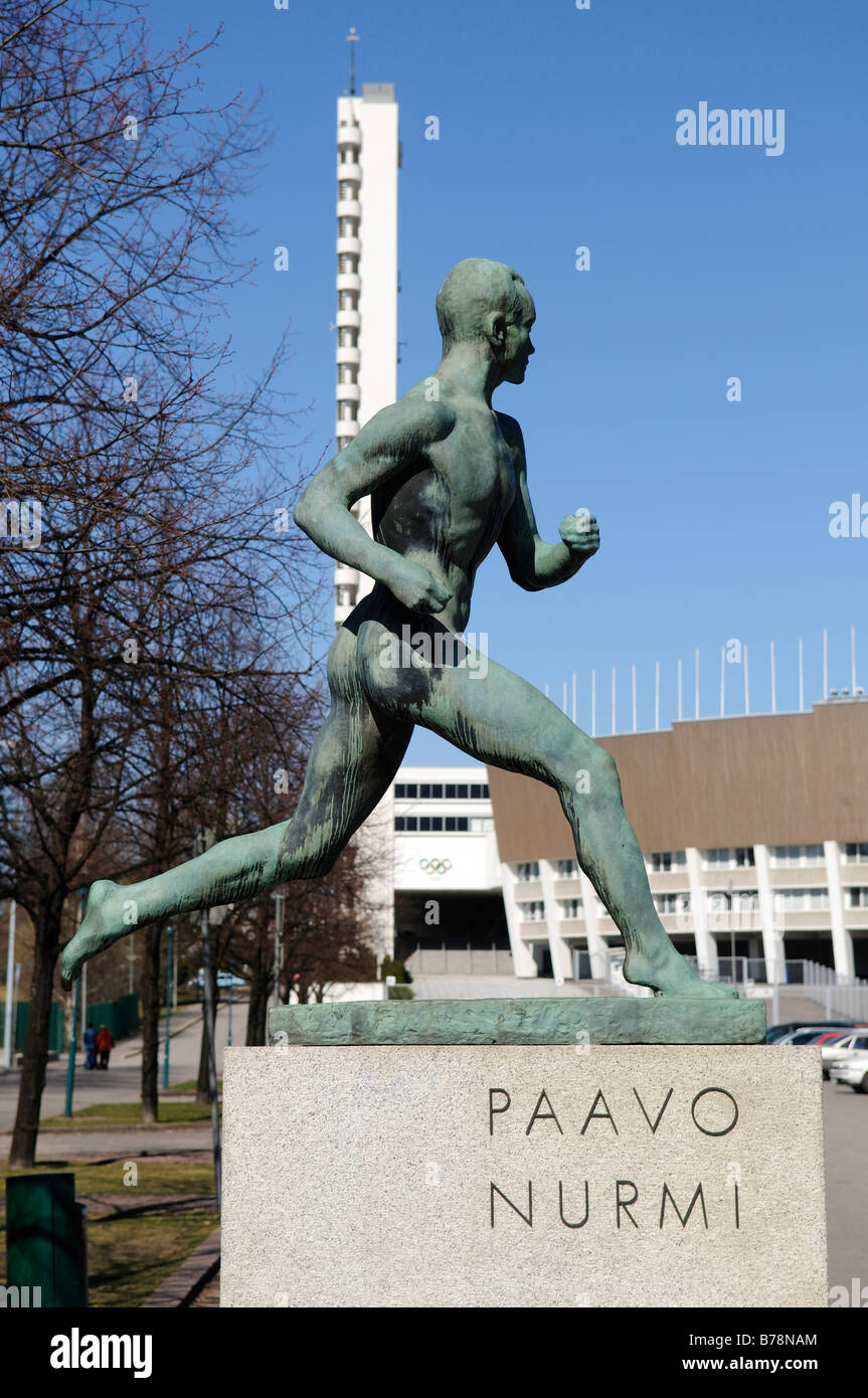 Paavo nurmi runner statue hi-res stock photography and images - Alamy