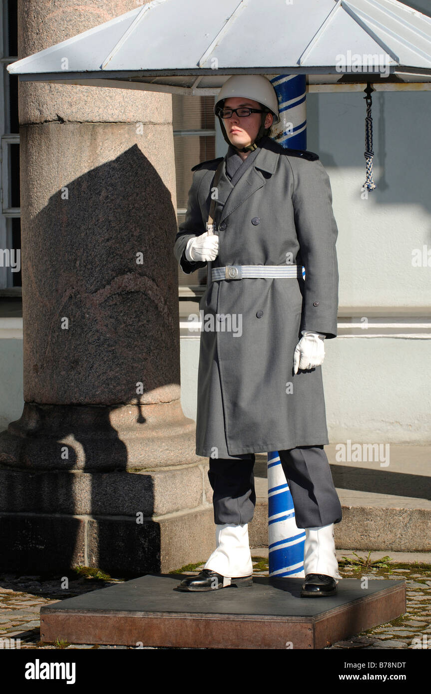 Guard in front of the Presidential Palace, Helsinki, Finland, Europe ...