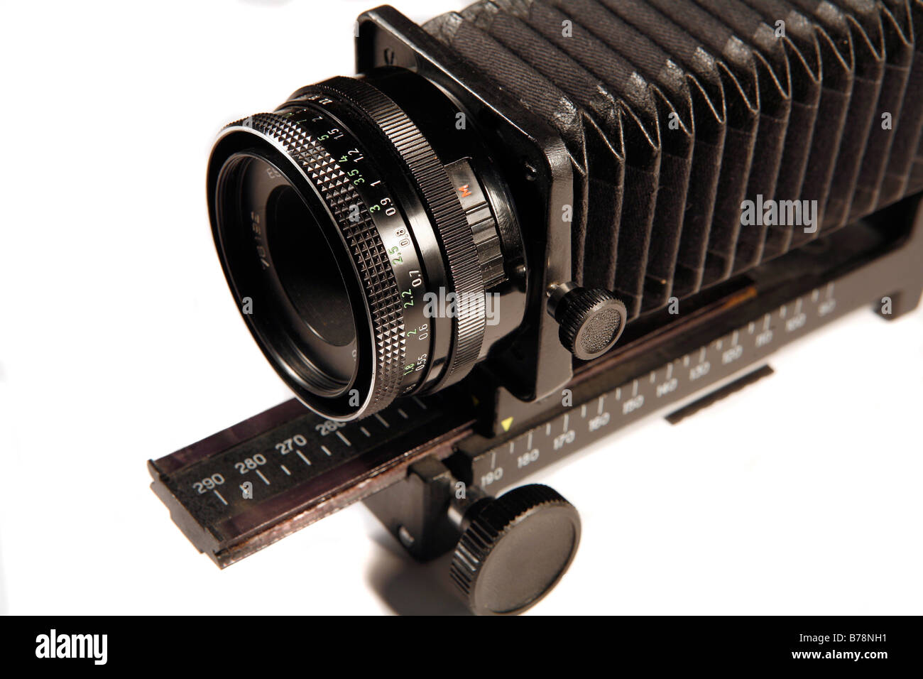 Bellows cameras hi-res stock photography and images - Alamy