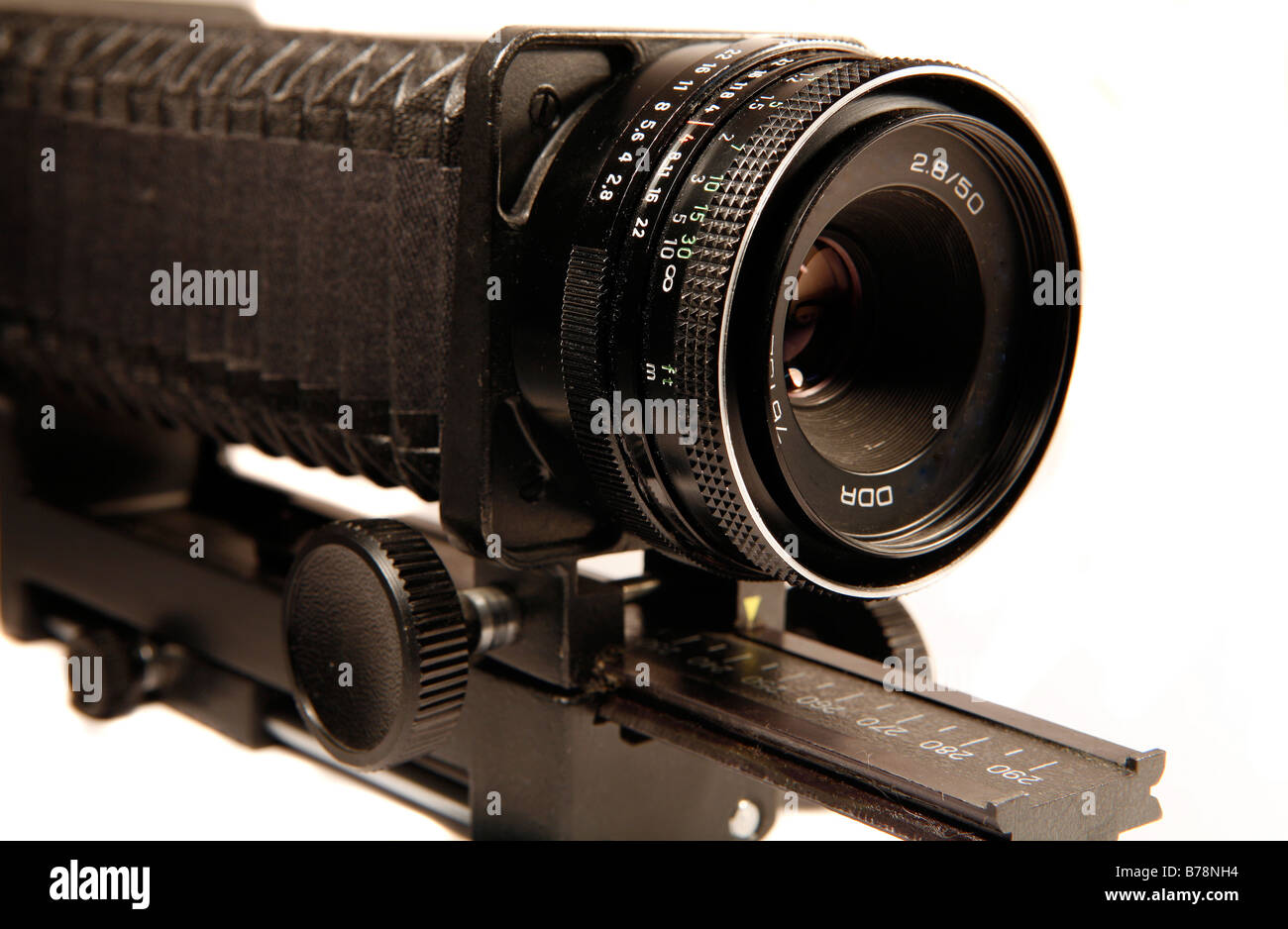 Bellows cameras hi-res stock photography and images - Alamy