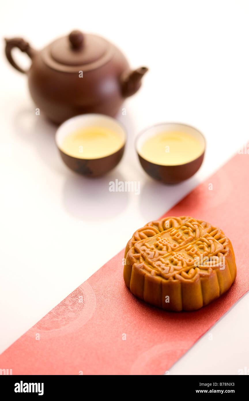 Vertical mid autumn festival hi-res stock photography and images - Alamy