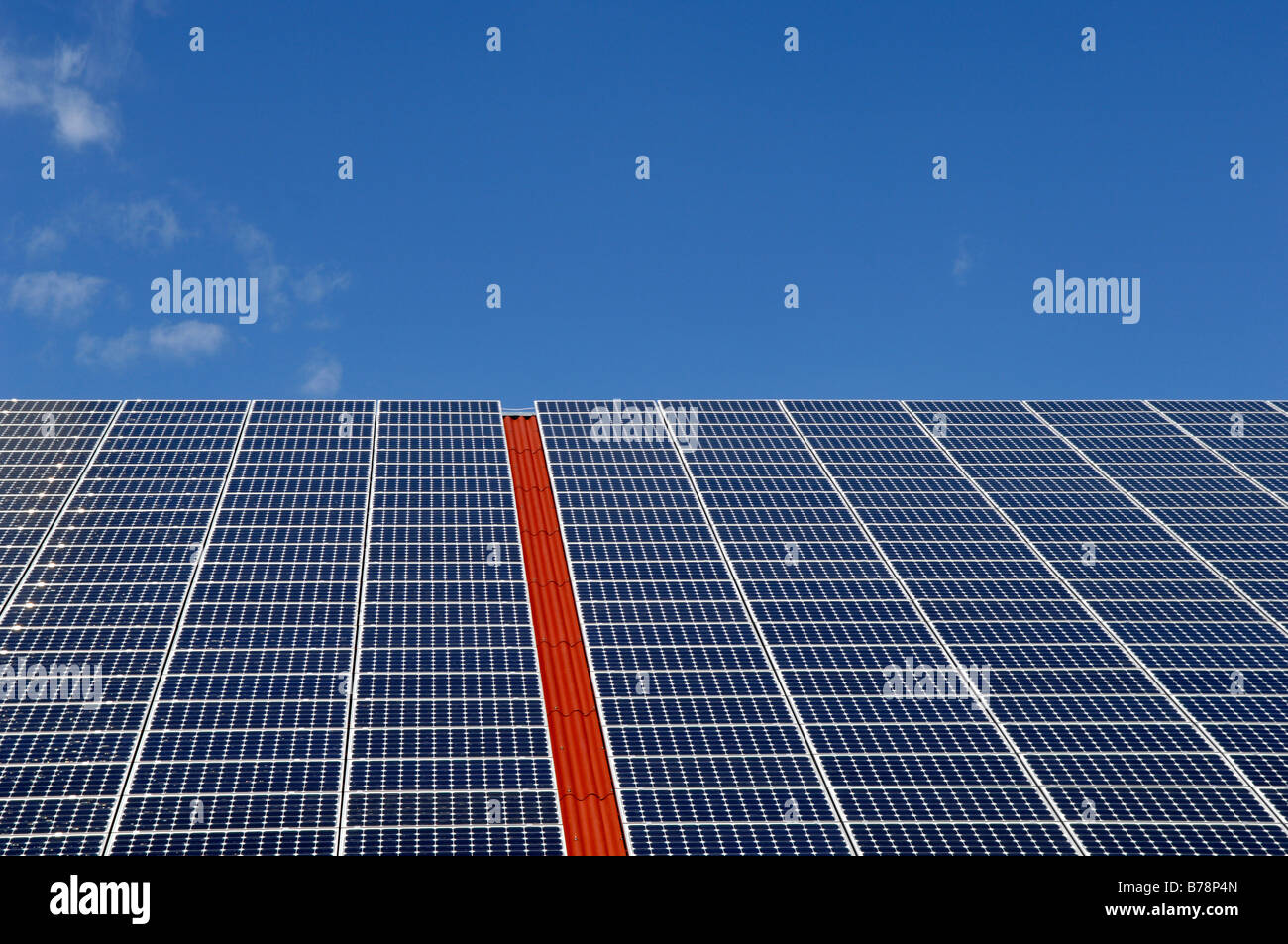 Solar cells devices hi-res stock photography and images - Alamy
