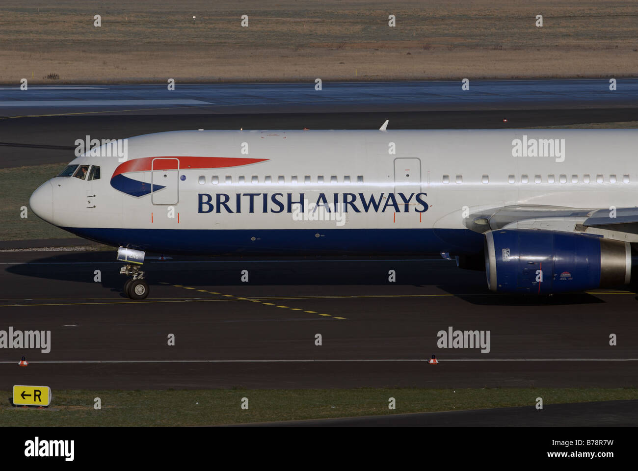 British Airways Boeing 767-300ER, Dusseldorf International Airport ...