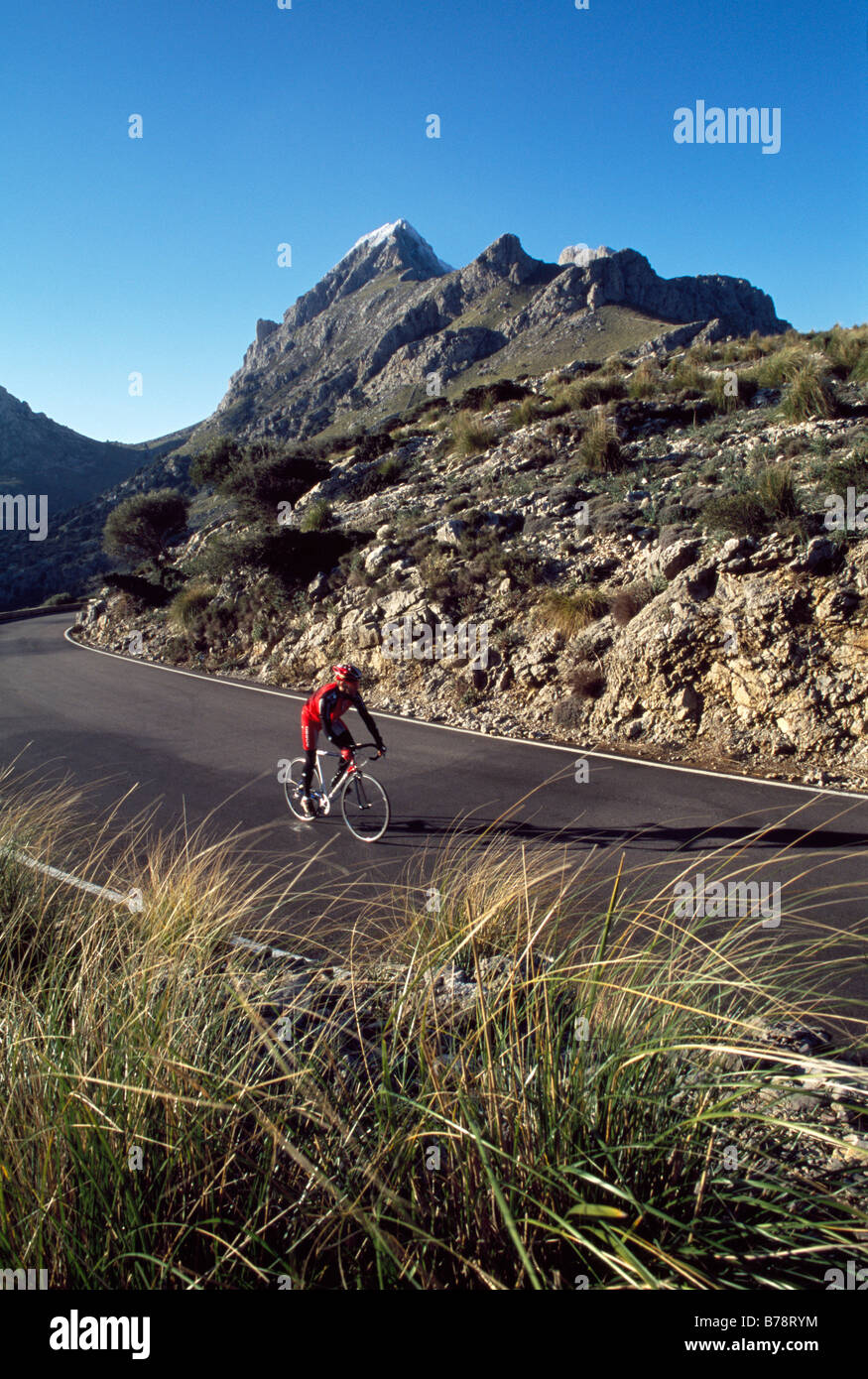 Majorca cycling hi-res stock photography and images - Alamy