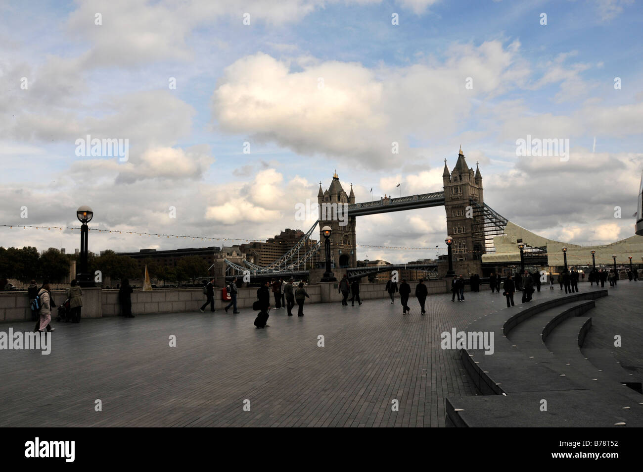Tower bridge maintenance 2008–2012 facelift Stock Photo - Alamy
