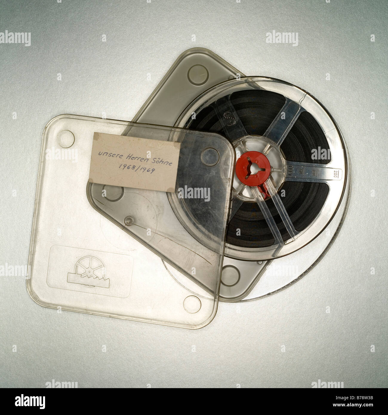 Film reel 2 hi-res stock photography and images - Alamy