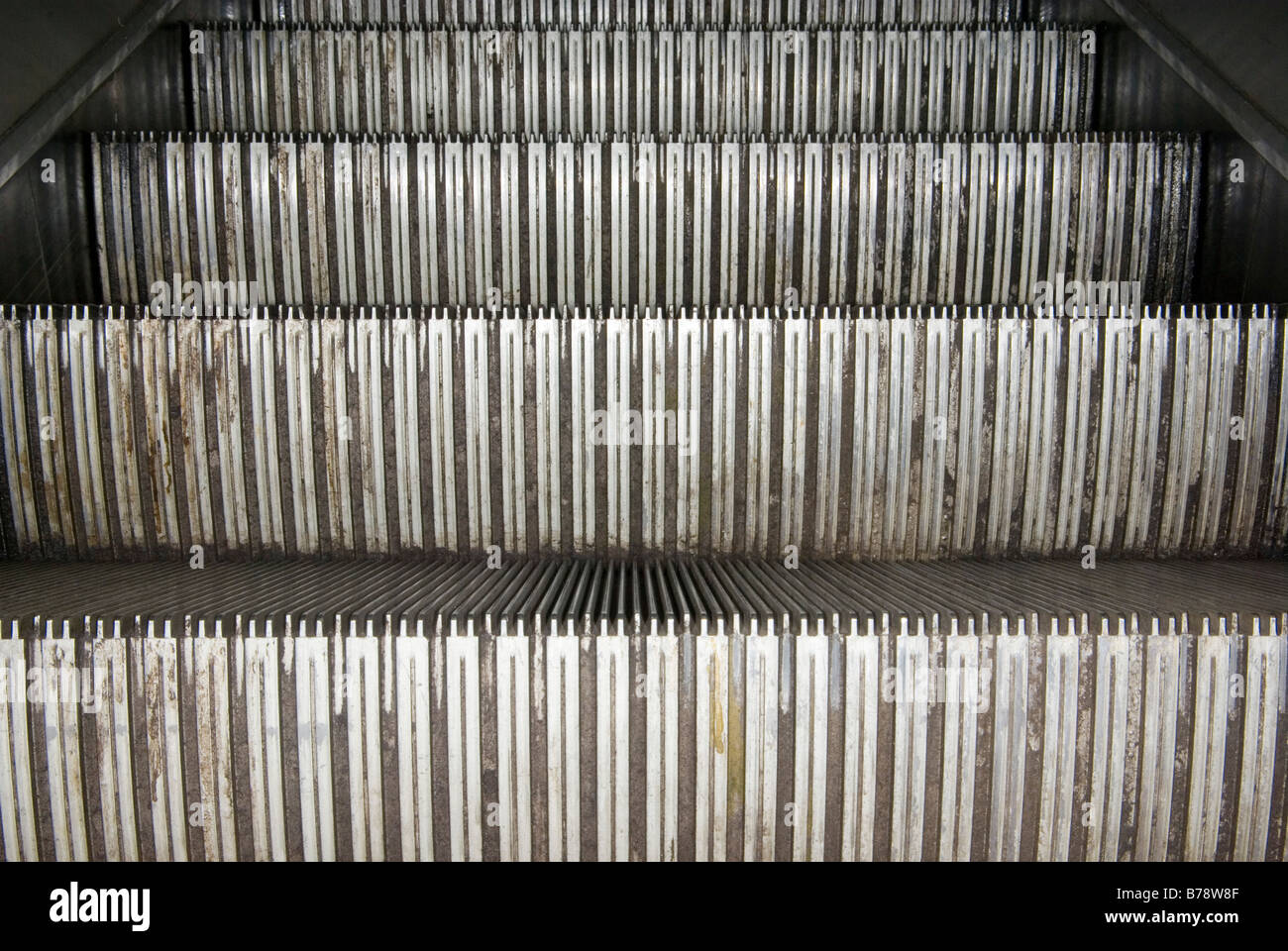 Metals stairs hi-res stock photography and images - Alamy
