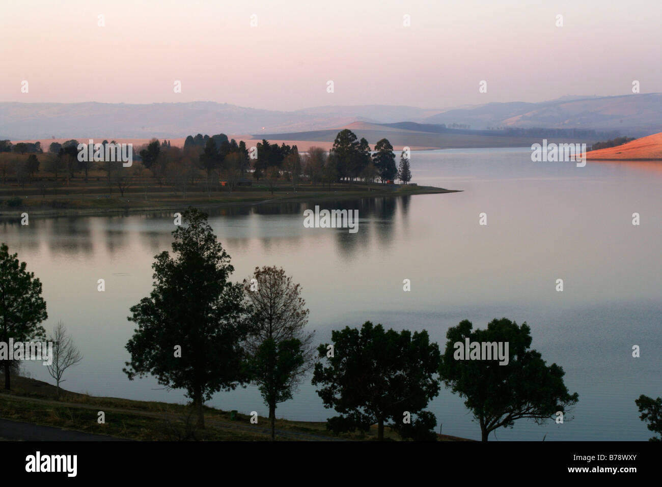 Sunrise over Midmar Dam Stock Photo - Alamy