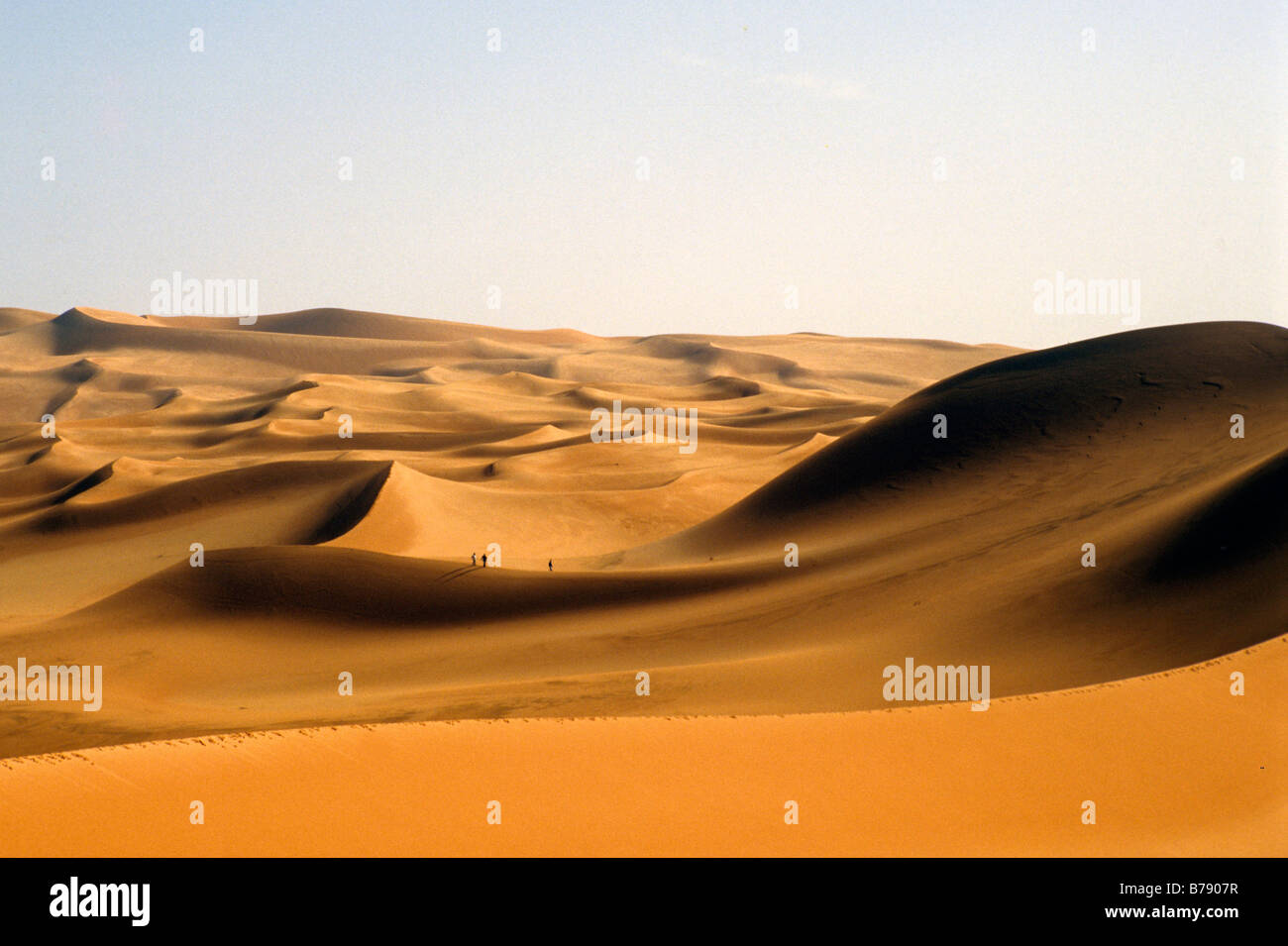 Aerial view of dunes in the Sahara desert Stock Photo - Alamy