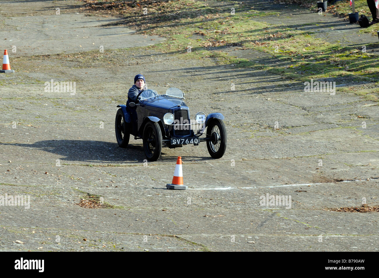 1930 Austin Riley Sports 1089cc VSCC New Year driving tests Brooklands ...