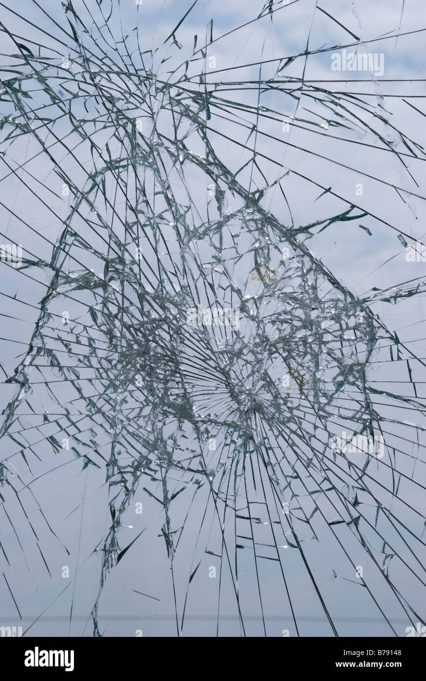 Broken window pane, close up Stock Photo - Alamy