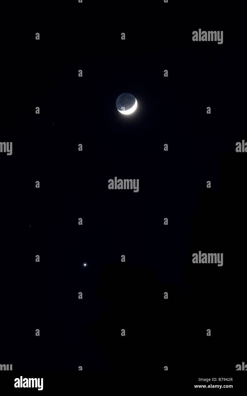 Crescent Moon and Venus Stock Photo - Alamy
