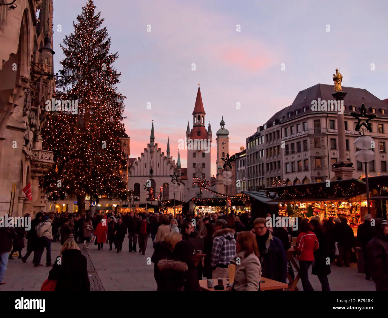 Marienplatz munich hi-res stock photography and images - Alamy