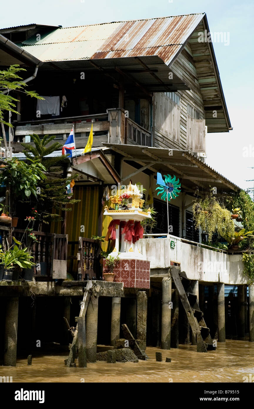 Waterside house beside a canal , Bangkok , Thailand Stock Photo - Alamy