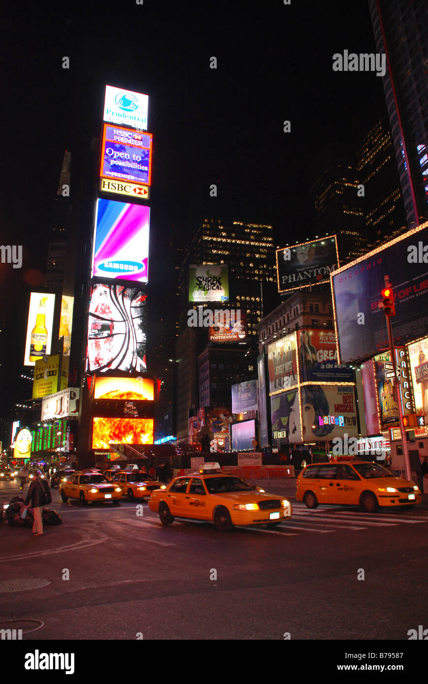 Times square billboard vertical hi-res stock photography and images - Alamy