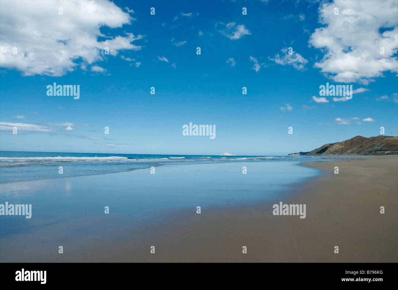 Napier new zealand beach hi-res stock photography and images - Alamy