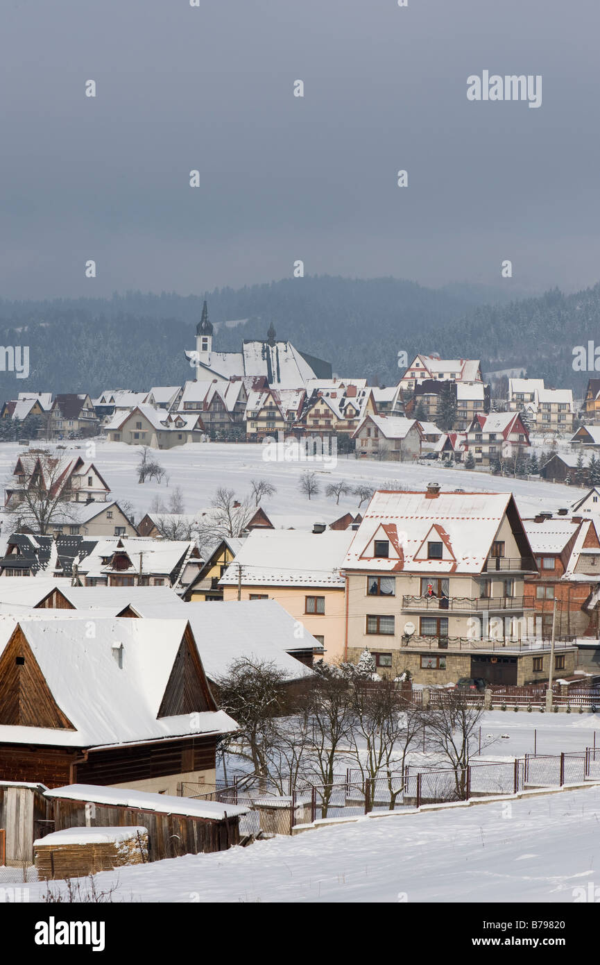 Kluszkowce village covered in snow Tatra Mountains Podhale Region ...