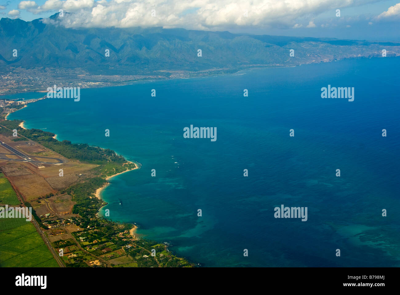 aerial view of maui hawaii shoreline Stock Photo - Alamy