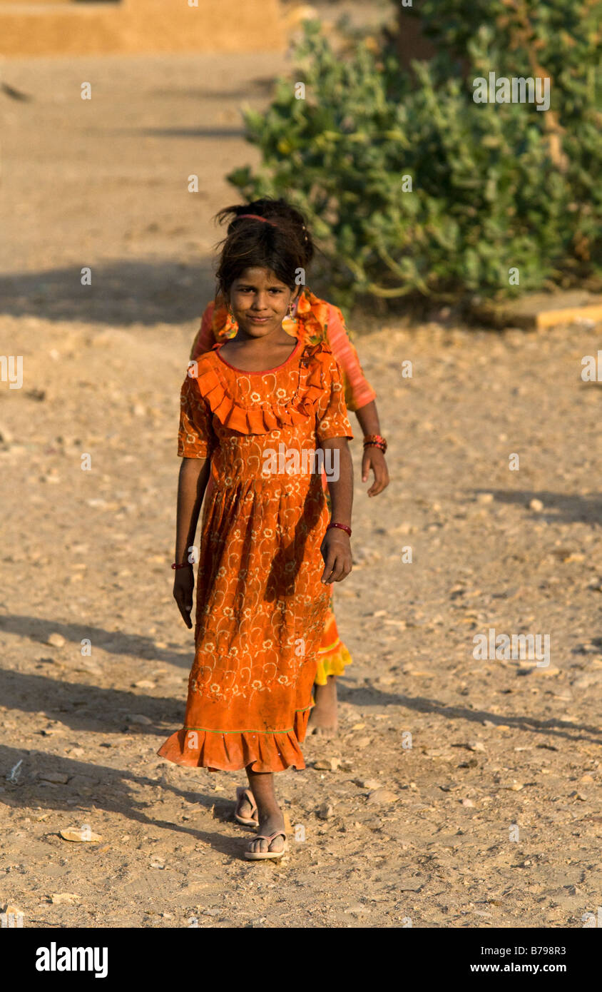 Child thar hi-res stock photography and images - Alamy