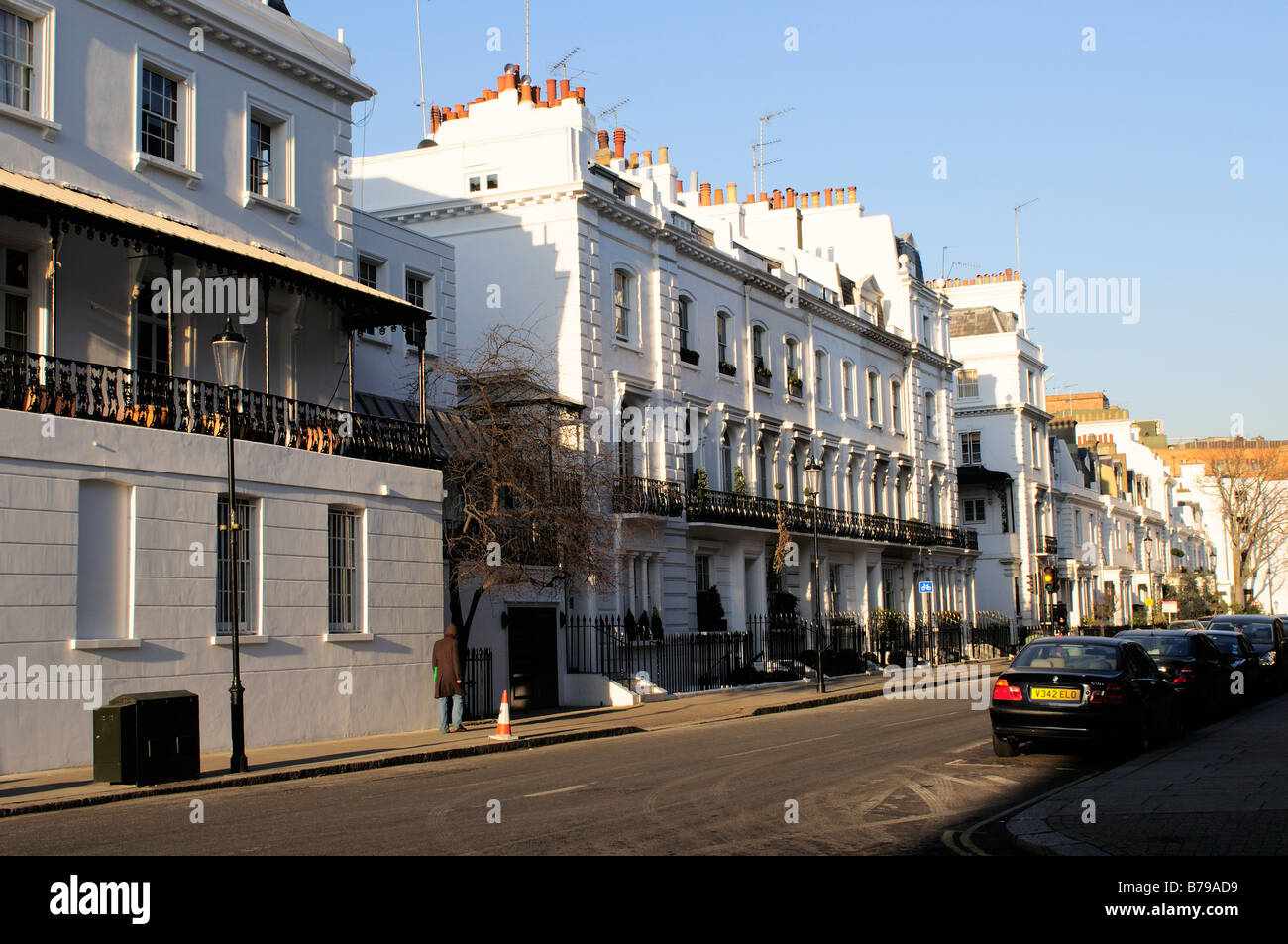 Houses in Walton Street Chelsea London SW3 UK Stock Photo - Alamy