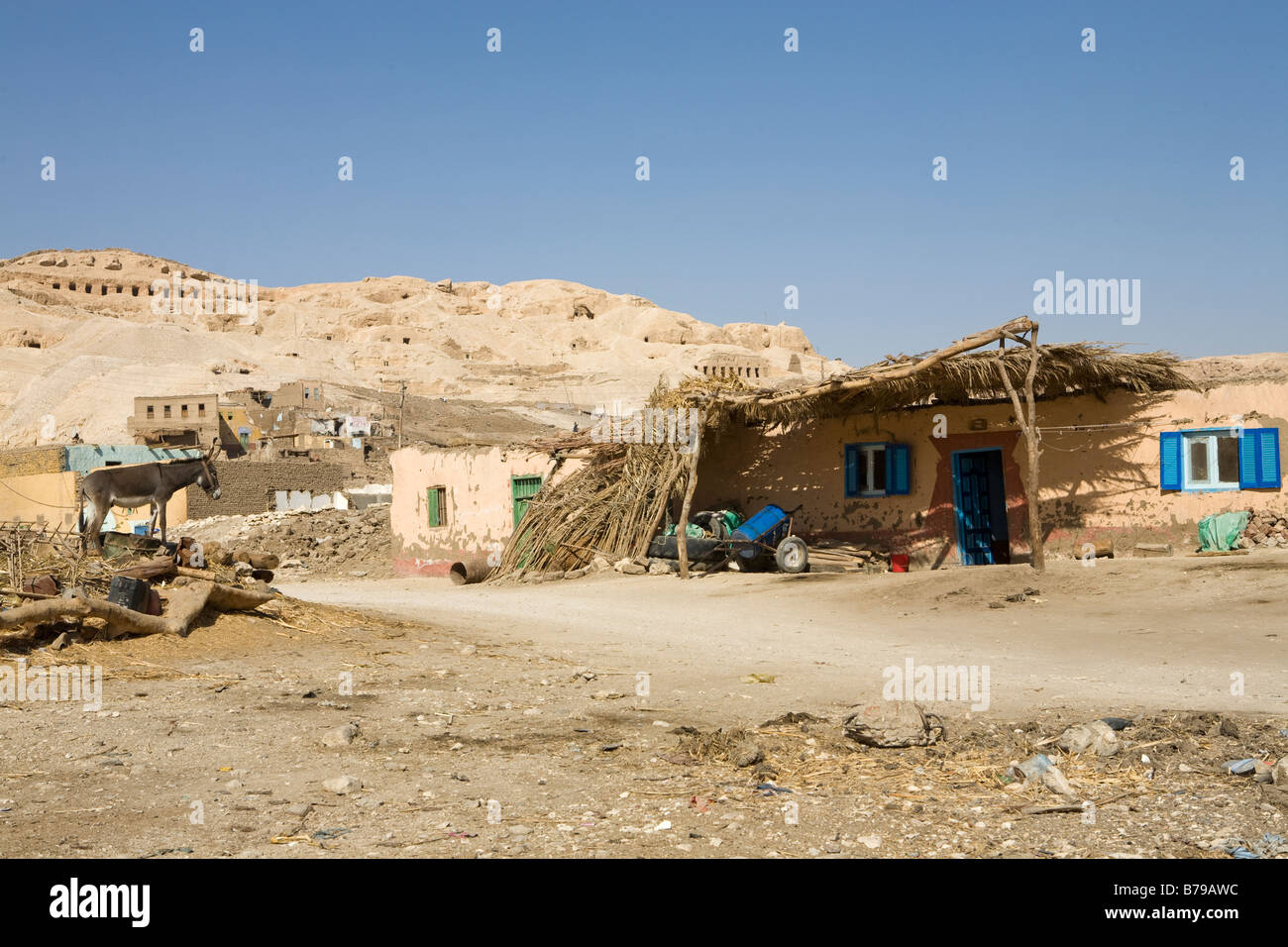 Saff tombs hi-res stock photography and images - Alamy