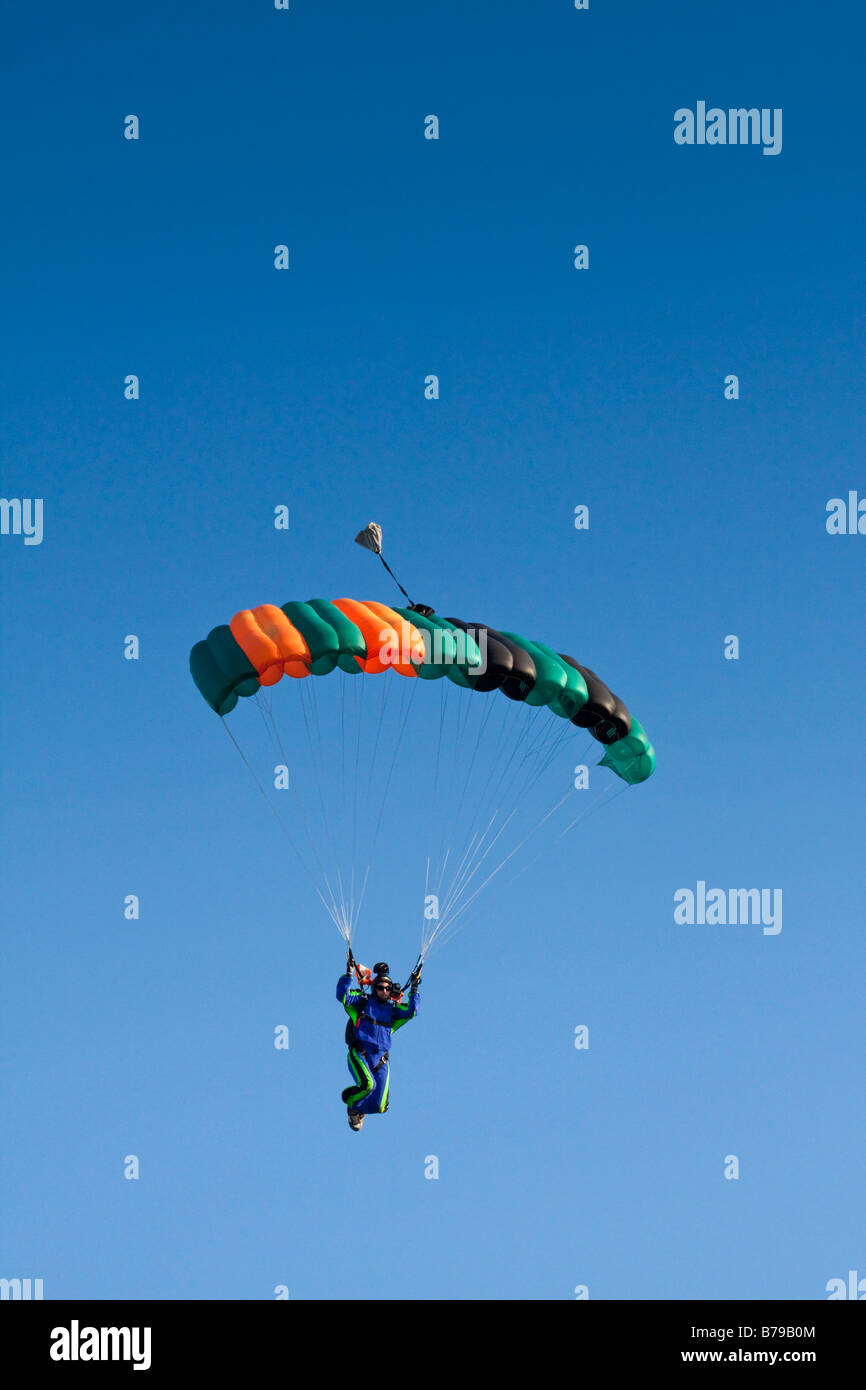 Canopy of a parachute hi-res stock photography and images - Alamy