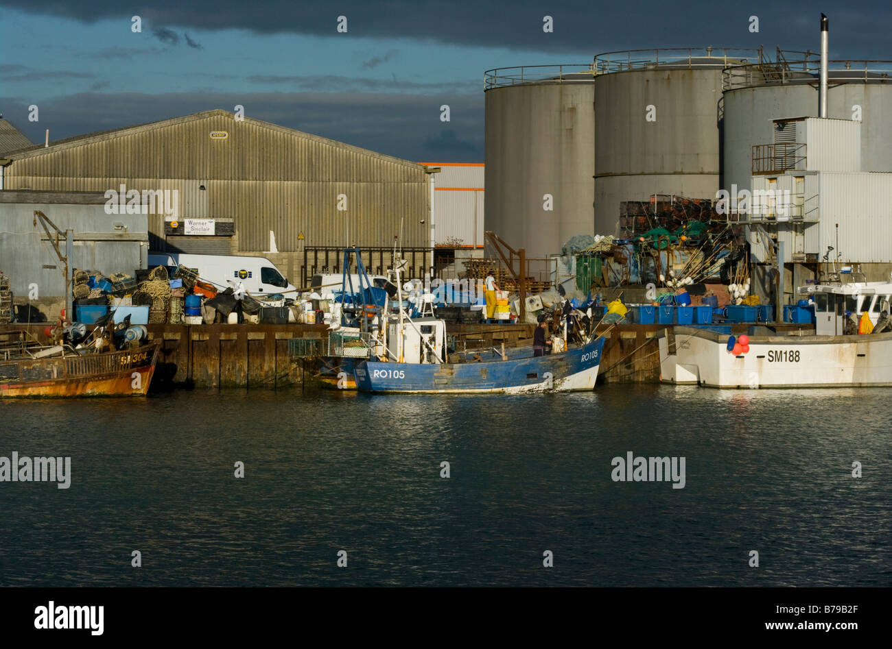 Fishing boats shoreham on river hi-res stock photography and images - Alamy