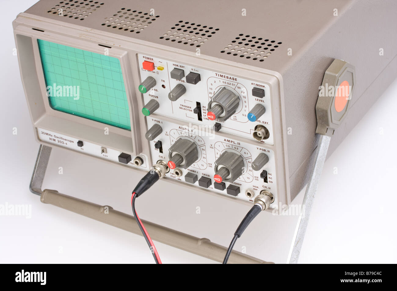 Scale on display oscilloscope hi-res stock photography and images - Alamy