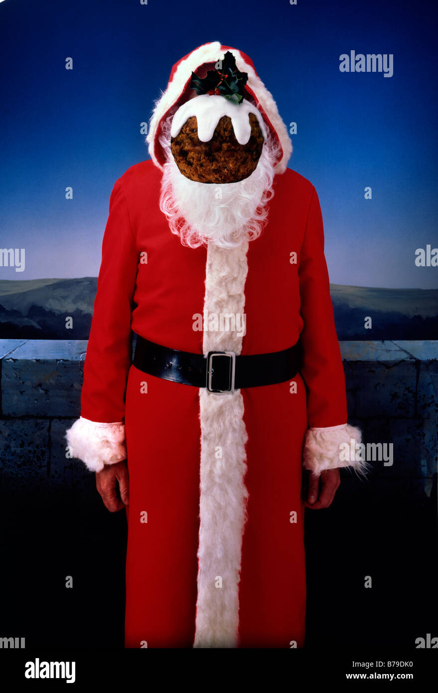 santa claus and pudding Stock Photo - Alamy