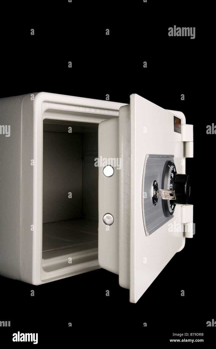 Open Safe Door Stock Photo - Alamy