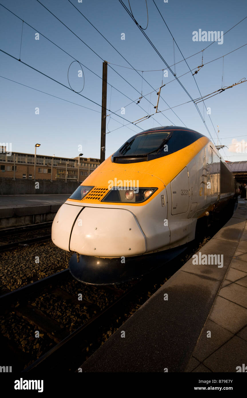 Eurostar train engine hi-res stock photography and images - Alamy