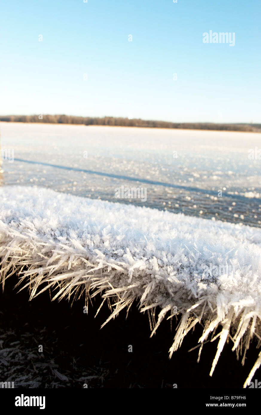 Ice formations by lake hi-res stock photography and images - Alamy