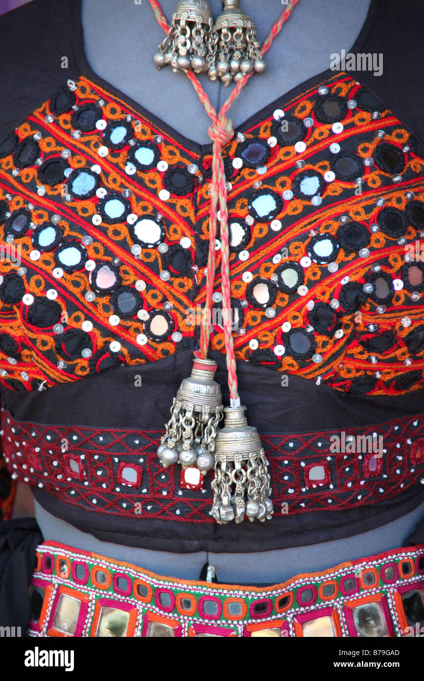 Middle eastern woman wearing a traditional dress Stock Photo - Alamy