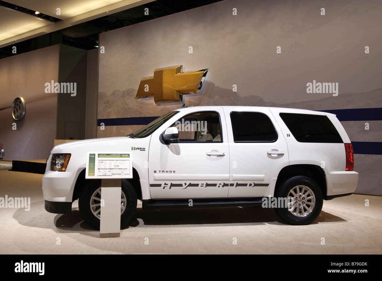 Chevy tahoe hybrid suv hi-res stock photography and images - Alamy