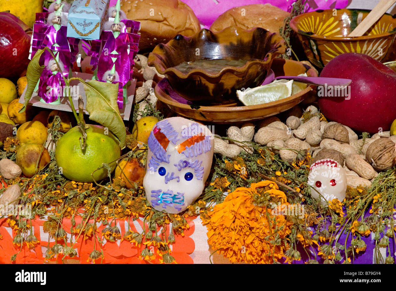 Day of the dead dia de muertos altar detail hi-res stock photography ...